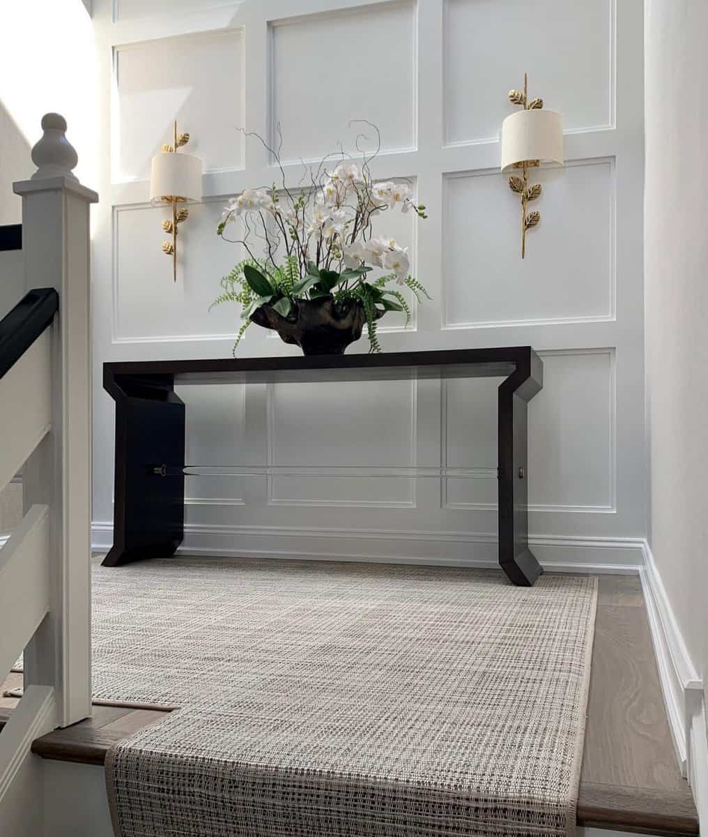 21 Inspirational Stair Landing Decor Ideas: A Guide to Sprucing Up Your ...