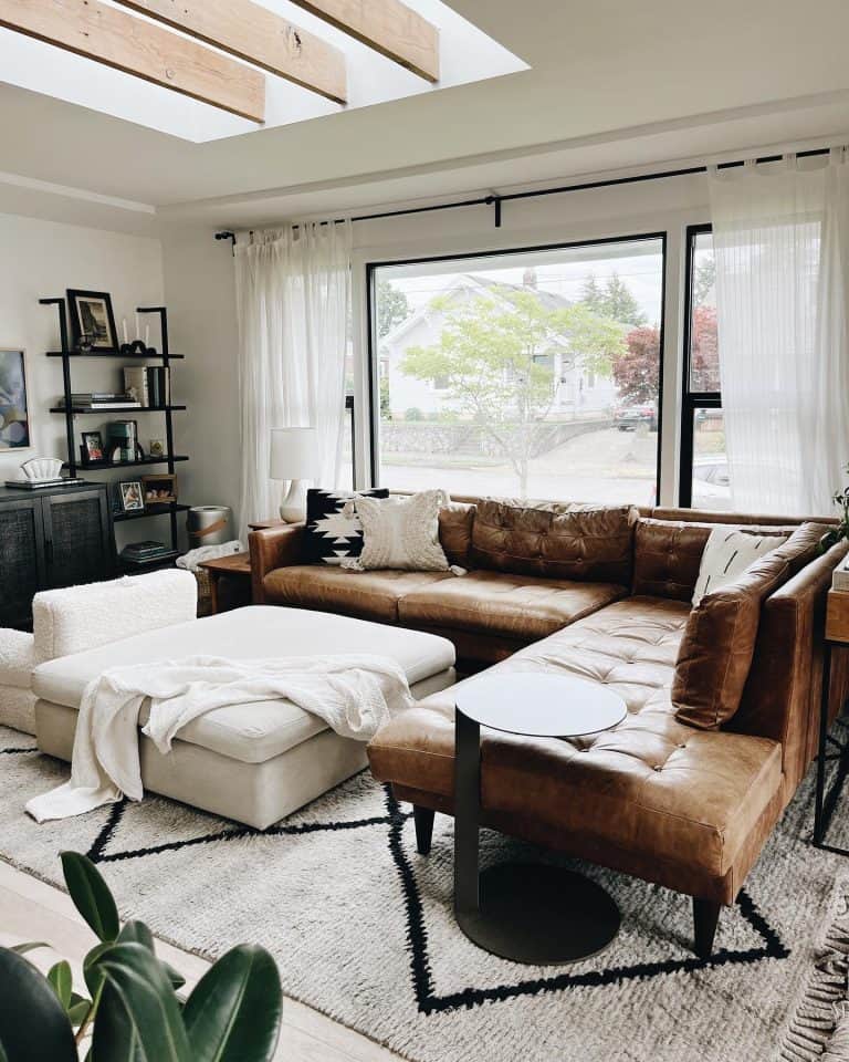 Bringing Warmth and Style with a Camel Leather Couch Living Room: 21 ...