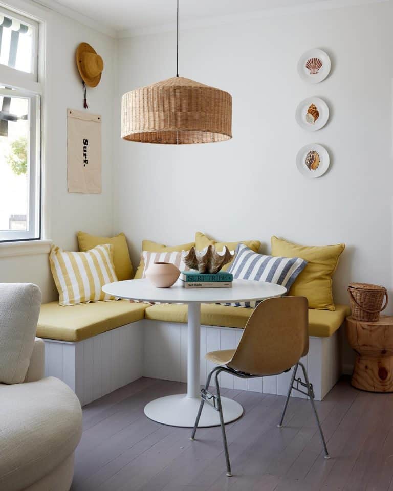 20 Unique and Versatile Corner Bench Designs for Any Room ...