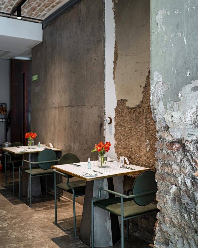 The Beauty of Exposed Concrete Walls: A Showcase of 21 Modern Design ...